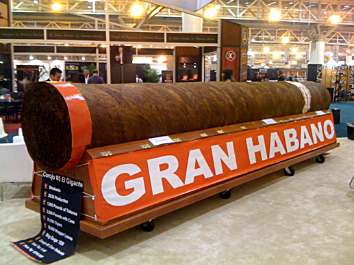 Gran Habano #5 El Gigante Sells for $185,000 - Fine Tobacco NYC