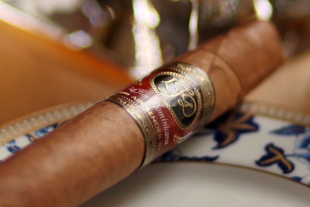 La Flor Dominicana Air Bender Chisel Review - Fine Tobacco NYC