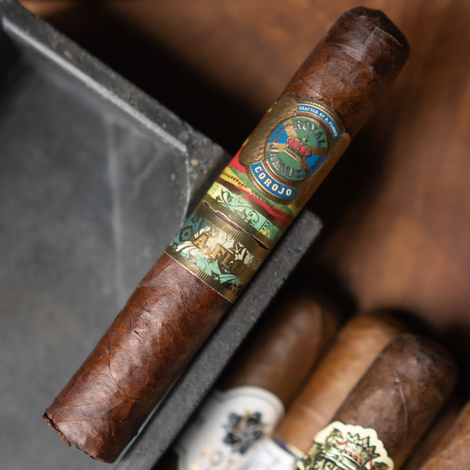 Blind Review: Royal Jamaica Corojo Robusto - Fine Tobacco NYC
